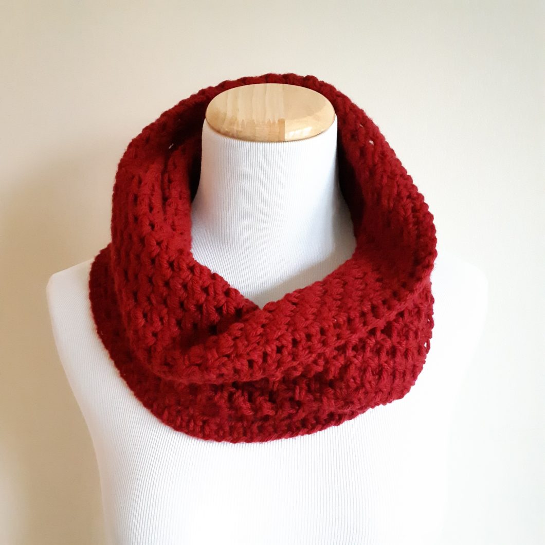 "LAKERIDGE" EASY CROCHET COWL - Free Pattern ⋆ lulostitchco.com