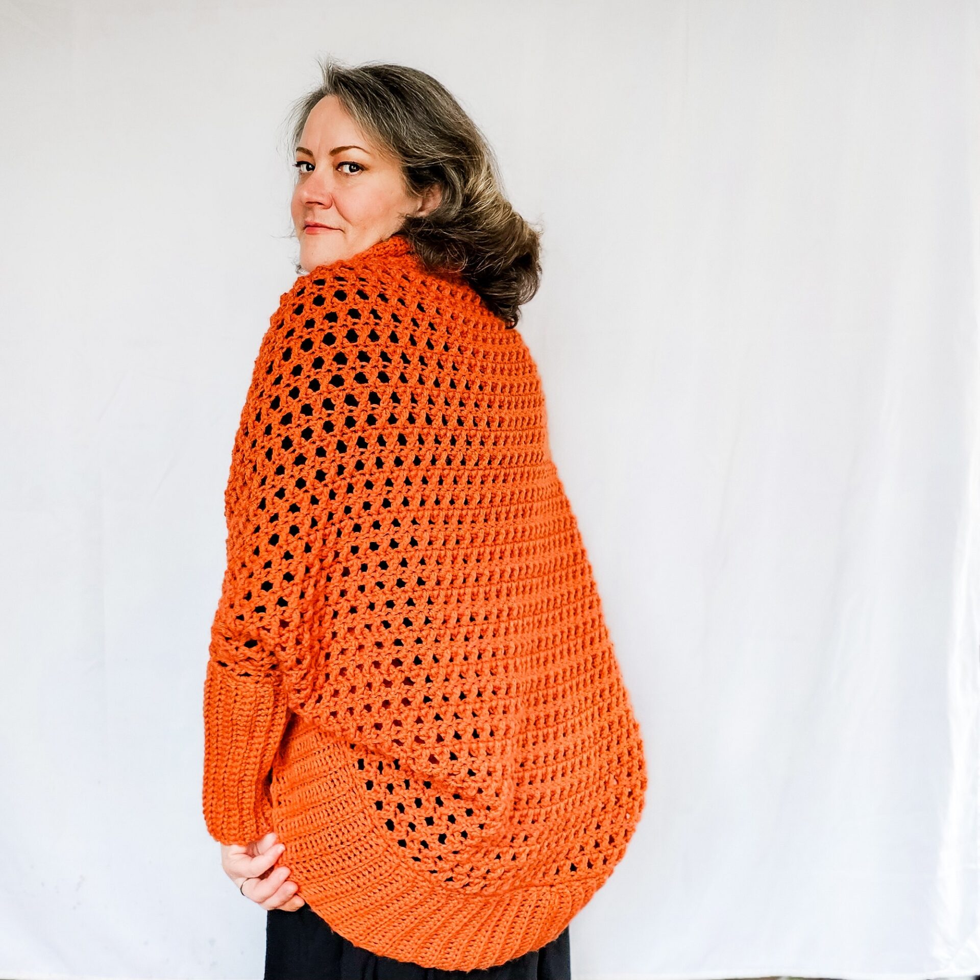 CROCHET COCOON SWEATER - Free Pattern ⋆ lulostitchco.com